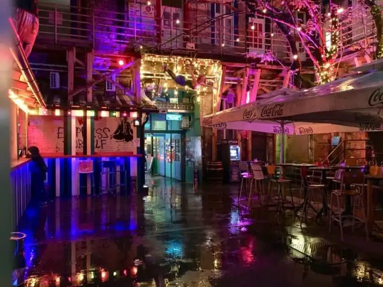 Where Are the Best Ruin Bars in Budapest? – A Complete Guide (2020)